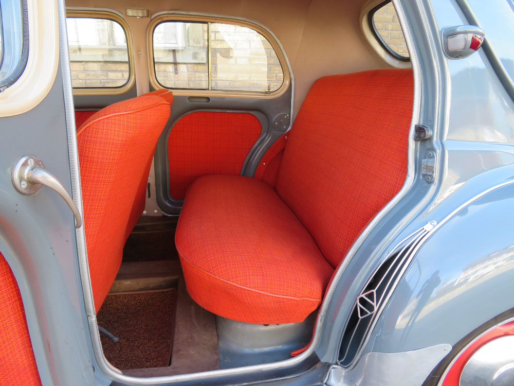 Touring Garage AG | Renault 4CV Limousine 1953